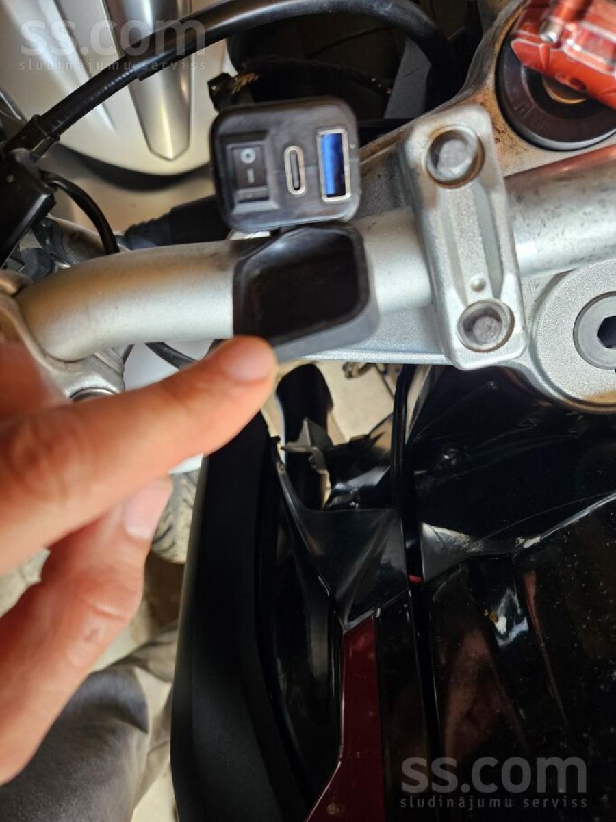 БМВ F 800R 2010 в Утена, объемом двигателя 0.80 л и пробегом 0 тыс. км за 1300 €, фото 6 на AUTOMOTO.COM.LV