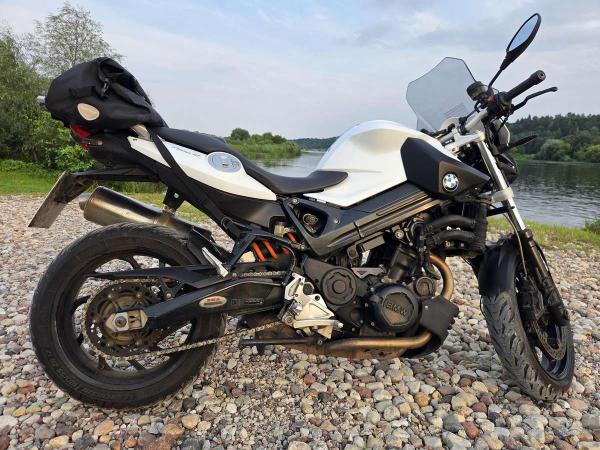 BMW F 800R 2010 in Kaunas, with an engine capacity of 0.80 L and mileage of 64 thousand km for 3690 €, photo 3 on AUTOMOTO.COM.LV
