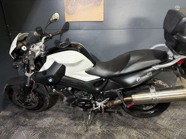 БМВ F 800R 2010 в Таураге, объемом двигателя 0.80 л и пробегом 50 тыс. км за 2100 €, фото 6 на AUTOMOTO.COM.LV