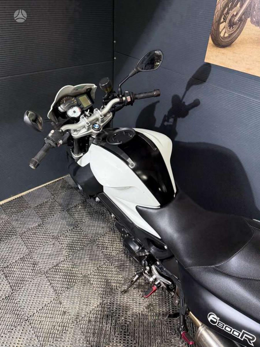 БМВ F 800R 2010 в Таураге, объемом двигателя 0.80 л и пробегом 50 тыс. км за 2100 €, фото 8 на AUTOMOTO.COM.LV