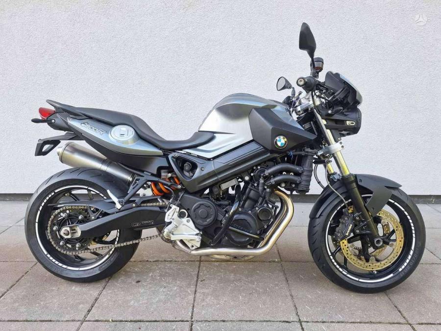 BMW F 800R 2011 in Prienai, with an engine capacity of 0.80 L and mileage of 32 thousand km for 2850 €, photo 18 on AUTOMOTO.COM.LV