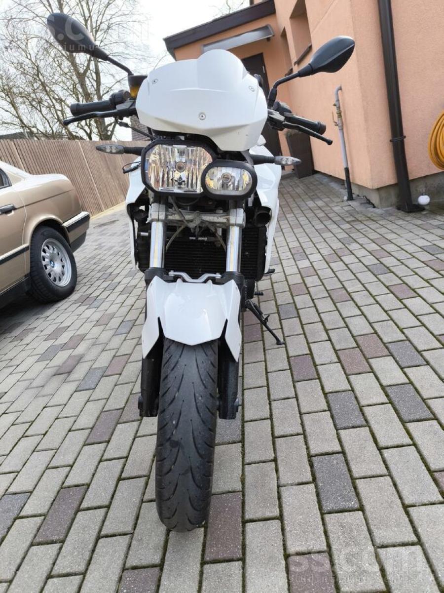 BMW F 800R 2012 in Liepaja, with an engine capacity of 0.80 L and mileage of 0 thousand km for 4150 €, photo 5 on AUTOMOTO.COM.LV