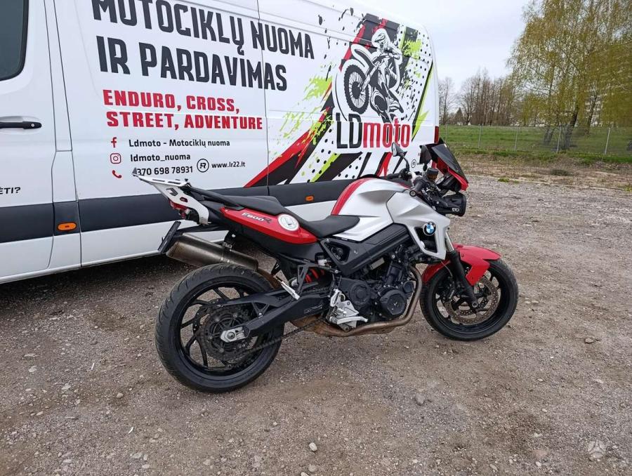 BMW F 800R 2013 in Vievis, with an engine capacity of 0.80 L and mileage of 20 thousand km for 2700 €, photo 10 on AUTOMOTO.COM.LV