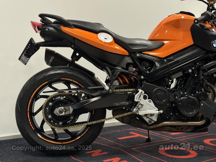 Orange BMW F 800R 2009 in Tallinn, with an engine capacity of 0.80 L and mileage of 29 thousand km for 2999 €, photo 7 on AUTOMOTO.COM.LV