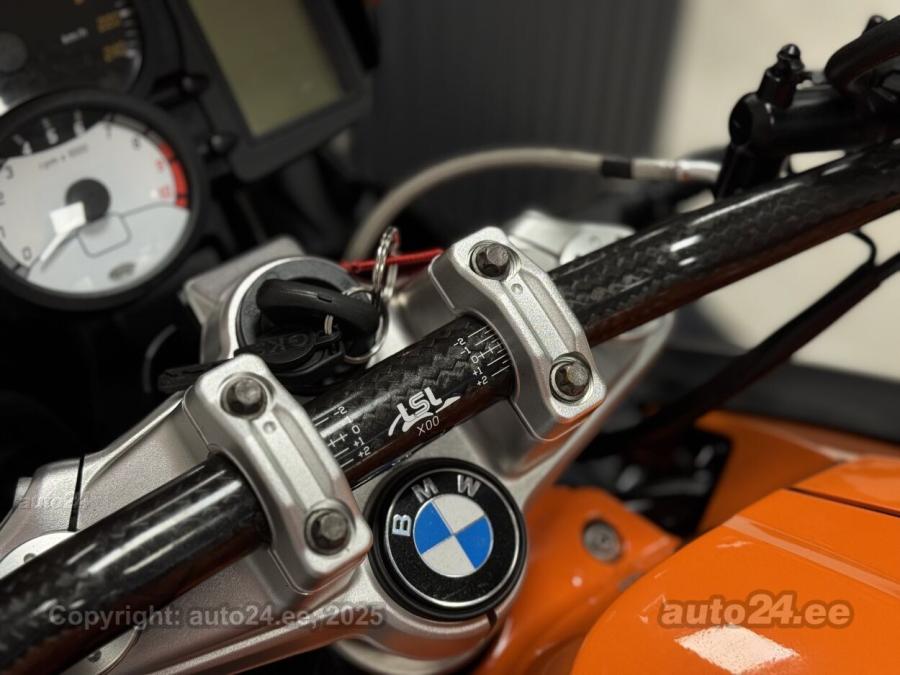Orange BMW F 800R 2009 in Tallinn, with an engine capacity of 0.80 L and mileage of 29 thousand km for 2999 €, photo 11 on AUTOMOTO.COM.LV