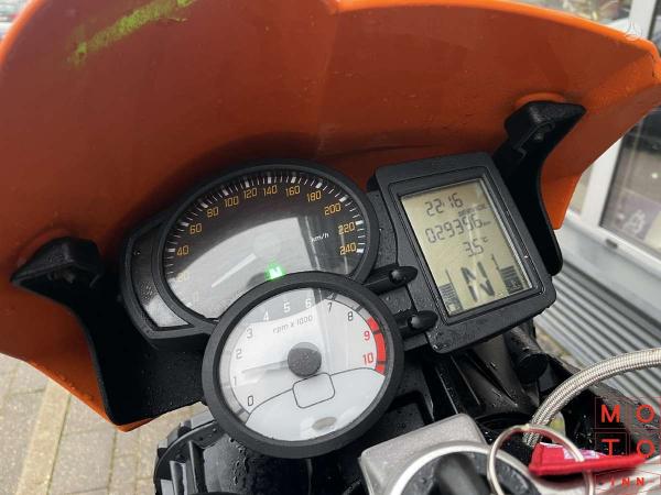 Оранжевый БМВ F 800R 2009 в Рига, объемом двигателя 0.80 л и пробегом 29 тыс. км за 2999 €, фото 6 на AUTOMOTO.COM.LV