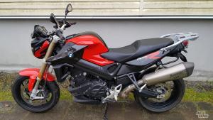 Red BMW F 800R 2019 in Vilnius, with an engine capacity of 0.80 L and mileage of 32 thousand km for 4700 €, photo  on AUTOMOTO.COM.LV