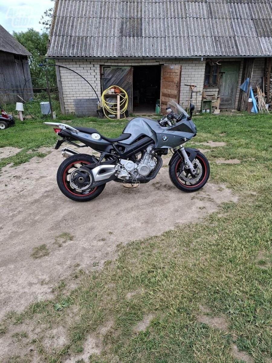 Pelēks BMW F 800S 2007 Šakiai, ar dzinēja tilpumu 0.80 L un nobraukumu 47 tūkst. km par 1500 €, foto 1 vietnē AUTOMOTO.COM.LV