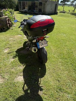 Серый БМВ F 800S 2007 в Биржай, объемом двигателя 0.80 л и пробегом 48 тыс. км за 2650 €, фото 3 на AUTOMOTO.COM.LV