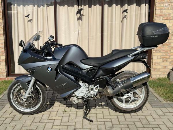 Pelēks BMW F 800ST 2007 Kuršėnai, ar dzinēja tilpumu 0.80 L un nobraukumu 37 tūkst. km par 2400 €, foto 1 vietnē AUTOMOTO.COM.LV