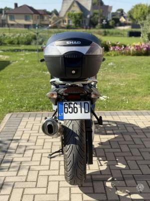 Grey BMW F 800ST 2007 in Kursenai, with an engine capacity of 0.80 L and mileage of 37 thousand km for 2400 €, photo 5 on AUTOMOTO.COM.LV