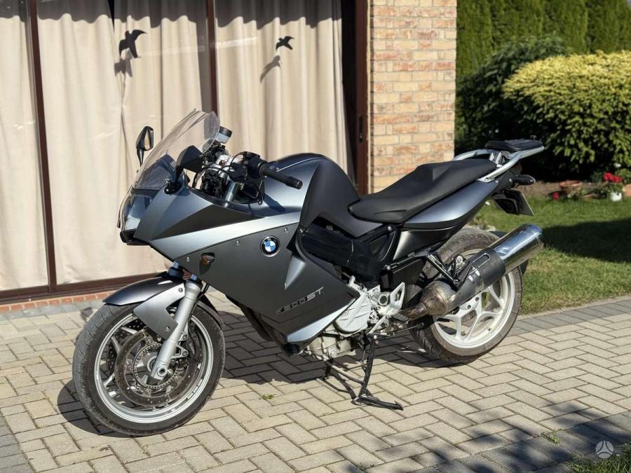 Grey BMW F 800ST 2007 in Kursenai, with an engine capacity of 0.80 L and mileage of 37 thousand km for 2400 €, photo 10 on AUTOMOTO.COM.LV
