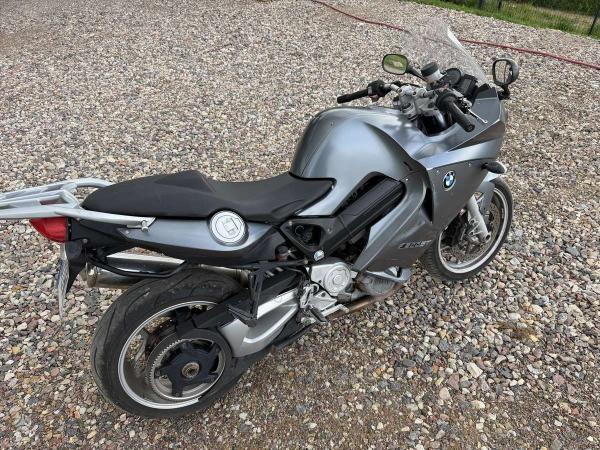Pelēks BMW F 800ST 2008 Viļņa, ar dzinēja tilpumu 0.80 L un nobraukumu 71 tūkst. km par 2400 €, foto 1 vietnē AUTOMOTO.COM.LV