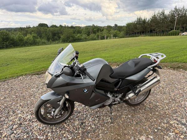 Pelēks BMW F 800ST 2008 Viļņa, ar dzinēja tilpumu 0.80 L un nobraukumu 71 tūkst. km par 2400 €, foto 2 vietnē AUTOMOTO.COM.LV