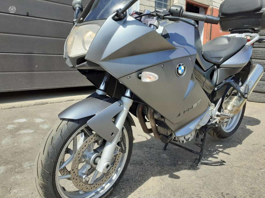 Pelēks BMW F 800ST 2009 Panevēža, ar dzinēja tilpumu 0.80 L un nobraukumu 42 tūkst. km par 2600 €, foto 4 vietnē AUTOMOTO.COM.LV