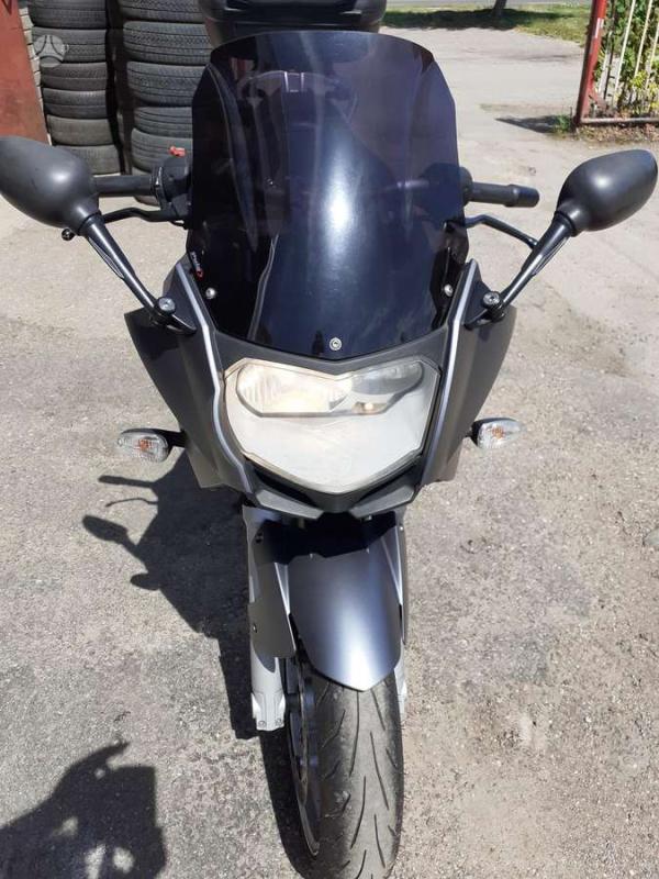 Серый БМВ F 800ST 2009 в Паневежис, объемом двигателя 0.80 л и пробегом 42 тыс. км за 2600 €, фото 4 на AUTOMOTO.COM.LV