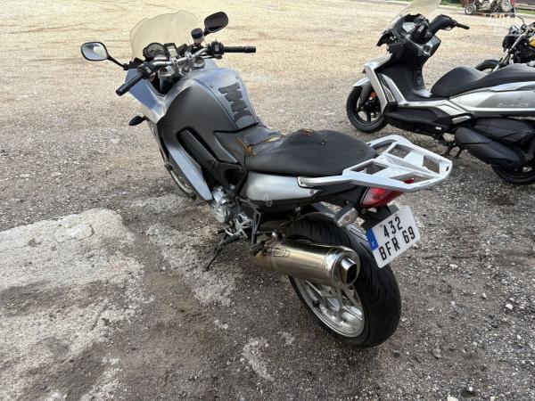 BMW F 800ST 2006 Kelmė, ar dzinēja tilpumu 0.80 L un nobraukumu 70 tūkst. km par 1130 €, foto 5 vietnē AUTOMOTO.COM.LV