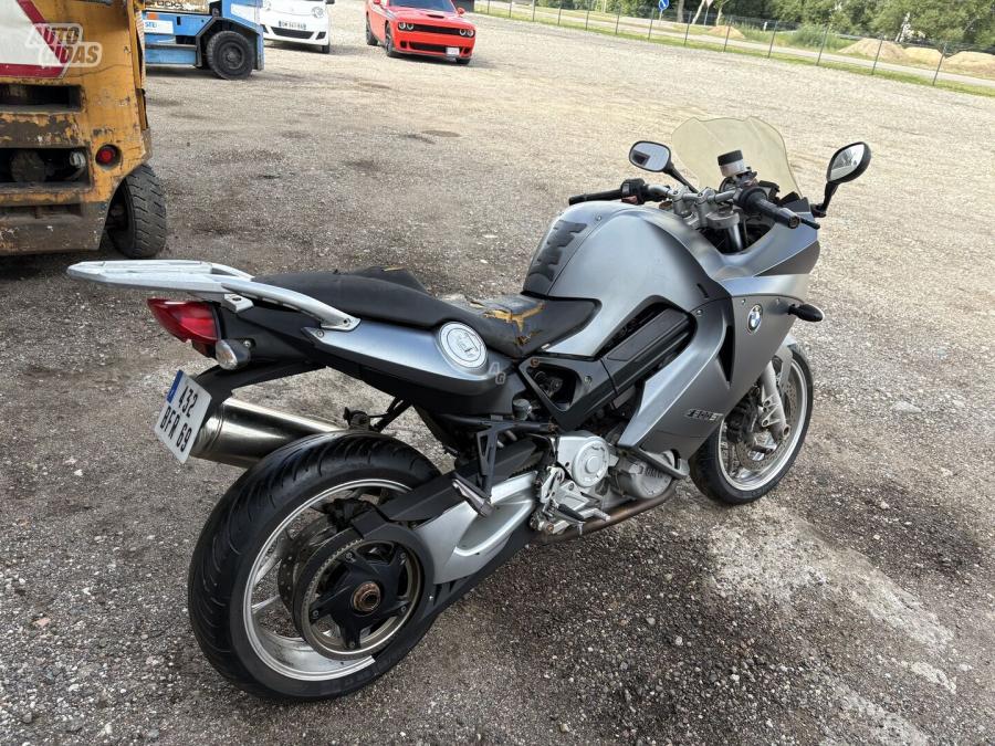 BMW F 800ST 2006 in Kelme, with an engine capacity of 0.80 L and mileage of 70 thousand km for 1130 €, photo 4 on AUTOMOTO.COM.LV