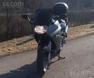 BMW F 800ST 2007 Aizkraukle, ar dzinēja tilpumu 0.80 L un nobraukumu 0 tūkst. km par 2900 €, foto 3 vietnē AUTOMOTO.COM.LV