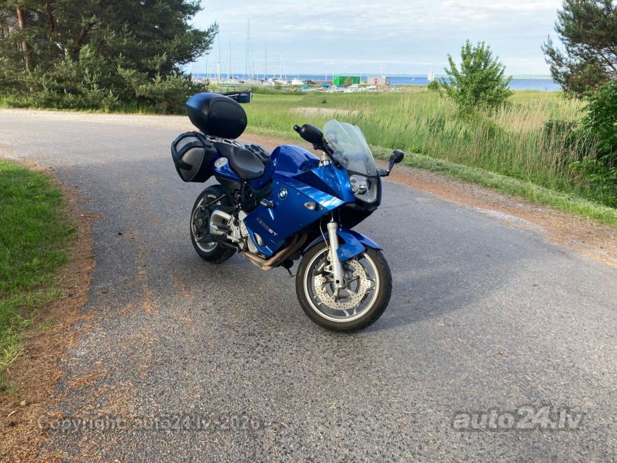 BMW F 800ST 2007 in Tallinn, with an engine capacity of 0.00 L and mileage of 71 thousand km for 3000 €, photo 1 on AUTOMOTO.COM.LV