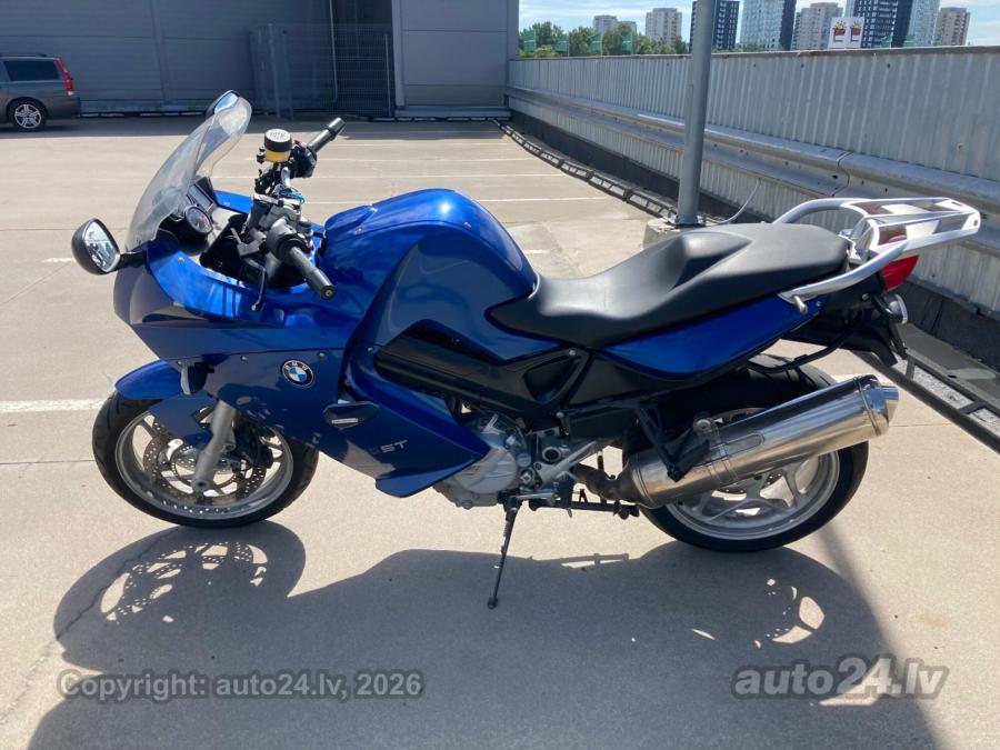 BMW F 800ST 2007 in Tallinn, with an engine capacity of 0.00 L and mileage of 71 thousand km for 3000 €, photo 13 on AUTOMOTO.COM.LV