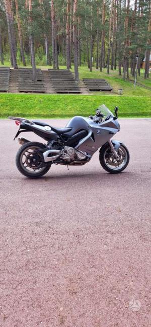 BMW F 800ST 2007 in Vilnius, with an engine capacity of 0.80 L and mileage of 89 thousand km for 2000 €, photo 5 on AUTOMOTO.COM.LV