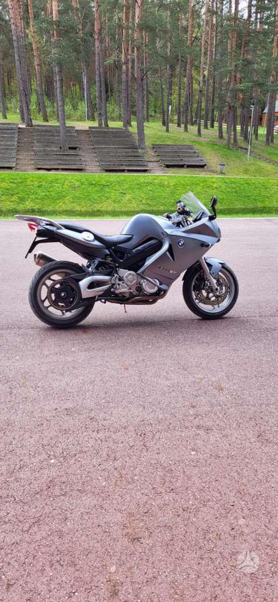 BMW F 800ST 2007 in Vilnius, with an engine capacity of 0.80 L and mileage of 89 thousand km for 2000 €, photo 5 on AUTOMOTO.COM.LV