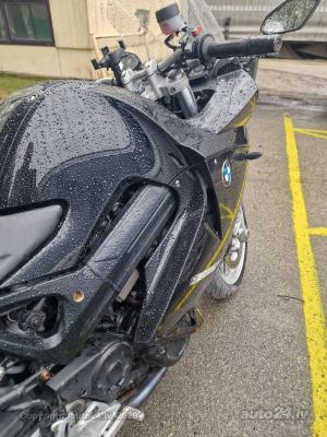 BMW F 800ST 2008 in Tallinn, with an engine capacity of 0.80 L and mileage of 46 thousand km for 2499 €, photo 3 on AUTOMOTO.COM.LV
