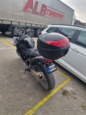 BMW F 800ST 2008 in Tallinn, with an engine capacity of 0.80 L and mileage of 46 thousand km for 2499 €, photo 8 on AUTOMOTO.COM.LV