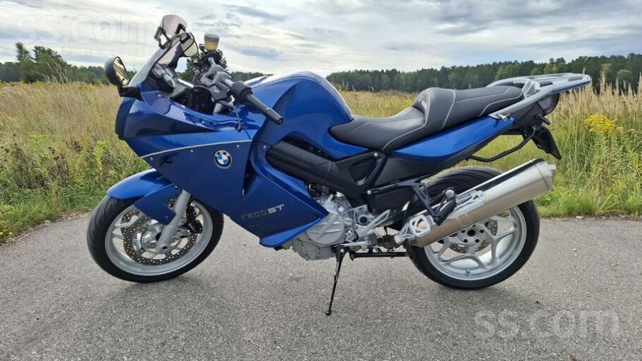 BMW F 800ST 2008 in Riga, with an engine capacity of 0.80 L and mileage of 0 thousand km for 3800 €, photo 1 on AUTOMOTO.COM.LV
