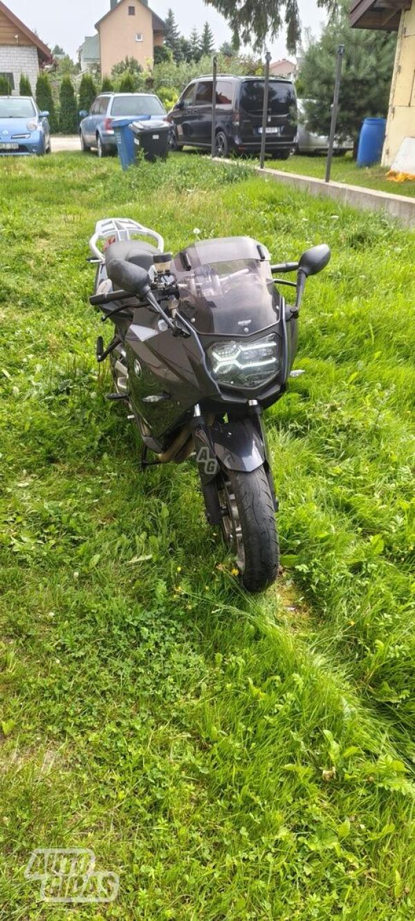 BMW F 800ST 2009 in Vilnius, with an engine capacity of 0.80 L and mileage of 0 thousand km for 2400 €, photo 1 on AUTOMOTO.COM.LV