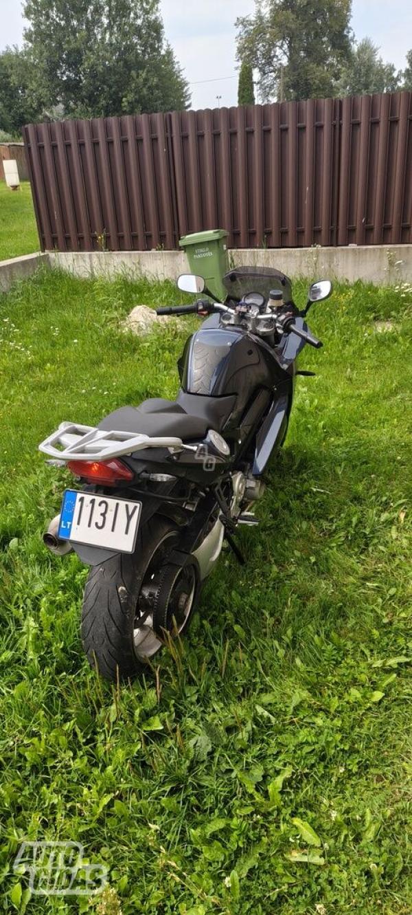 BMW F 800ST 2009 in Vilnius, with an engine capacity of 0.80 L and mileage of 0 thousand km for 2400 €, photo 2 on AUTOMOTO.COM.LV