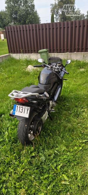BMW F 800ST 2009 in Vilnius, with an engine capacity of 0.80 L and mileage of 0 thousand km for 1800 €, photo 3 on AUTOMOTO.COM.LV