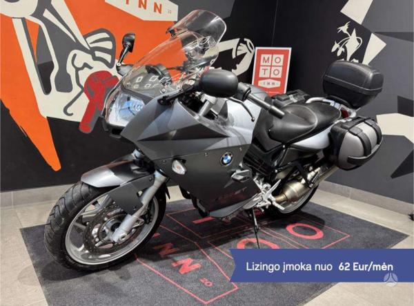 Красный БМВ F 800ST 2008 в Вильнюс, объемом двигателя 0.80 л и пробегом 47 тыс. км за 2999 €, фото 1 на AUTOMOTO.COM.LV