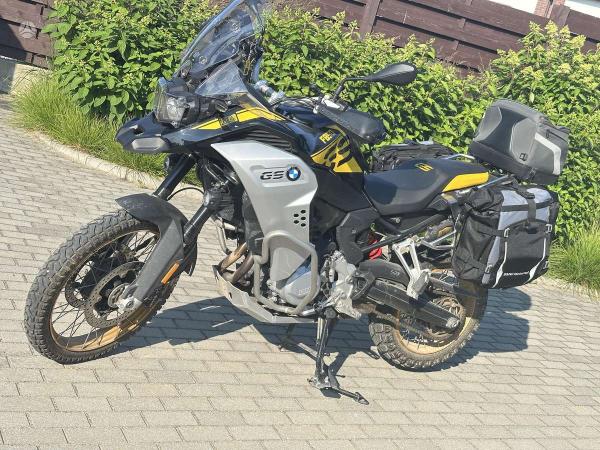 Black BMW F 850GS Adventure 2021 in Plunge, with an engine capacity of 0.85 L and mileage of 19 thousand km for 10500 €, photo 2 on AUTOMOTO.COM.LV