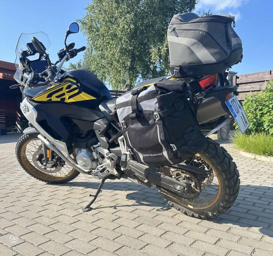 Melns BMW F 850GS Adventure 2021 Plungė, ar dzinēja tilpumu 0.85 L un nobraukumu 19 tūkst. km par 10500 €, foto 4 vietnē AUTOMOTO.COM.LV
