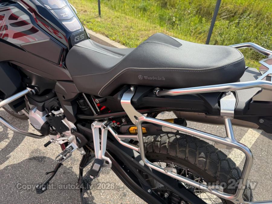 Black BMW F 850GS Adventure 2023 in Tallinn, with an engine capacity of 0.85 L and mileage of 1 thousand km for 13750 €, photo 6 on AUTOMOTO.COM.LV