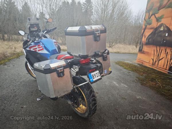 Zils BMW F 850GS Adventure 2019 Tallina, ar dzinēja tilpumu 0.85 L un nobraukumu 13 tūkst. km par 12900 €, foto 4 vietnē AUTOMOTO.COM.LV
