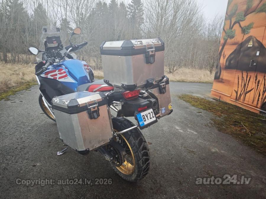Синий БМВ F 850GS Adventure 2019 в Таллин, объемом двигателя 0.85 л и пробегом 13 тыс. км за 12900 €, фото 4 на AUTOMOTO.COM.LV