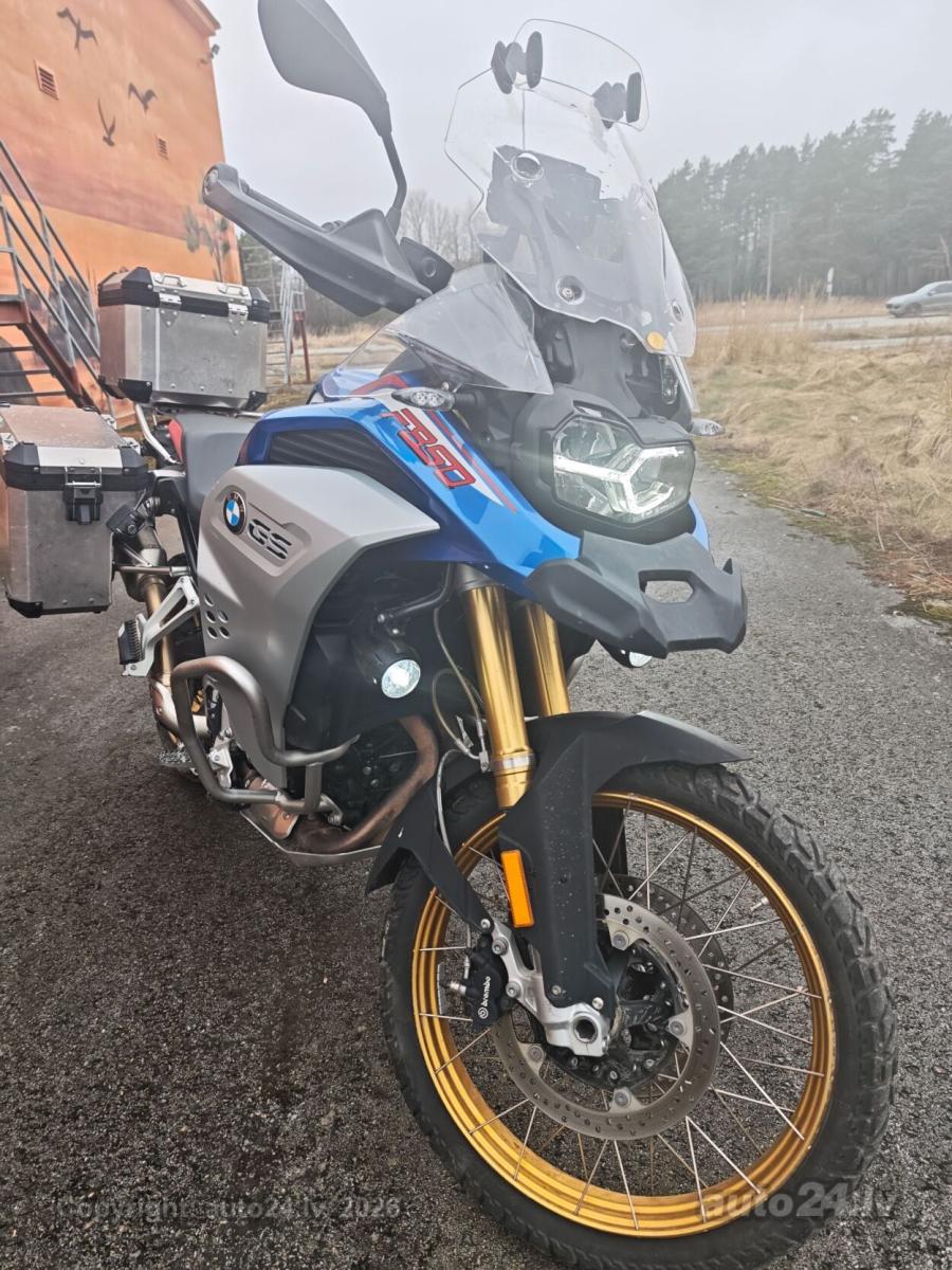 Синий БМВ F 850GS Adventure 2019 в Таллин, объемом двигателя 0.85 л и пробегом 13 тыс. км за 12900 €, фото 6 на AUTOMOTO.COM.LV