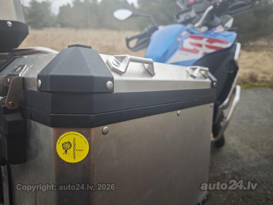 Синий БМВ F 850GS Adventure 2019 в Таллин, объемом двигателя 0.85 л и пробегом 13 тыс. км за 12900 €, фото 10 на AUTOMOTO.COM.LV