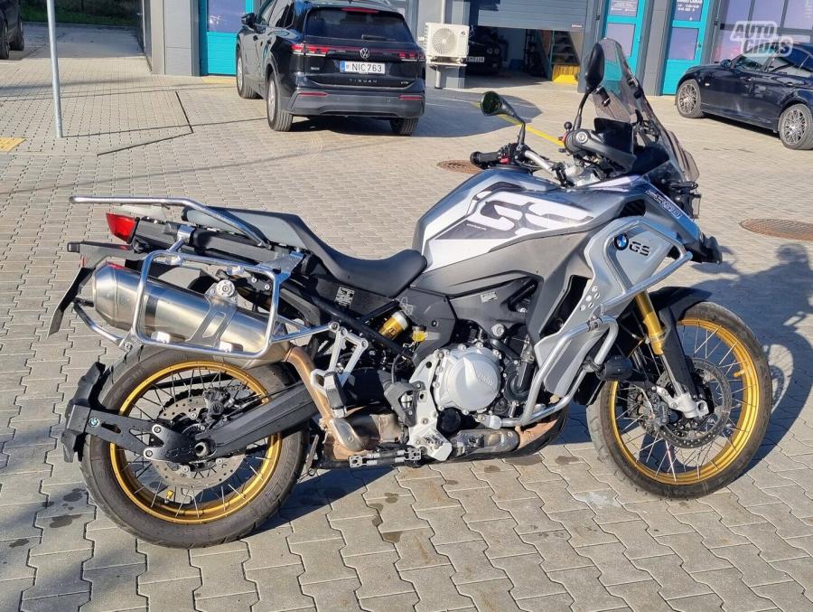 Pelēks BMW F 850GS Adventure 2019 Viļņa, ar dzinēja tilpumu 0.85 L un nobraukumu 29 tūkst. km par 10300 €, foto 3 vietnē AUTOMOTO.COM.LV