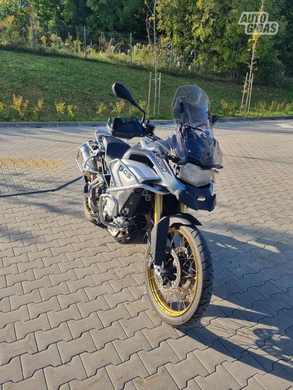 Pelēks BMW F 850GS Adventure 2019 Viļņa, ar dzinēja tilpumu 0.85 L un nobraukumu 29 tūkst. km par 10300 €, foto 5 vietnē AUTOMOTO.COM.LV