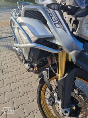 Pelēks BMW F 850GS Adventure 2019 Viļņa, ar dzinēja tilpumu 0.85 L un nobraukumu 29 tūkst. km par 10300 €, foto 19 vietnē AUTOMOTO.COM.LV