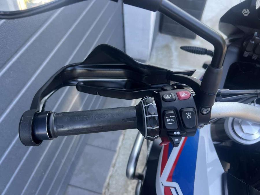 BMW F 850GS Adventure 2019 in Vilkaviskis, with an engine capacity of 0.85 L and mileage of 13 thousand km for 8750 €, photo 17 on AUTOMOTO.COM.LV