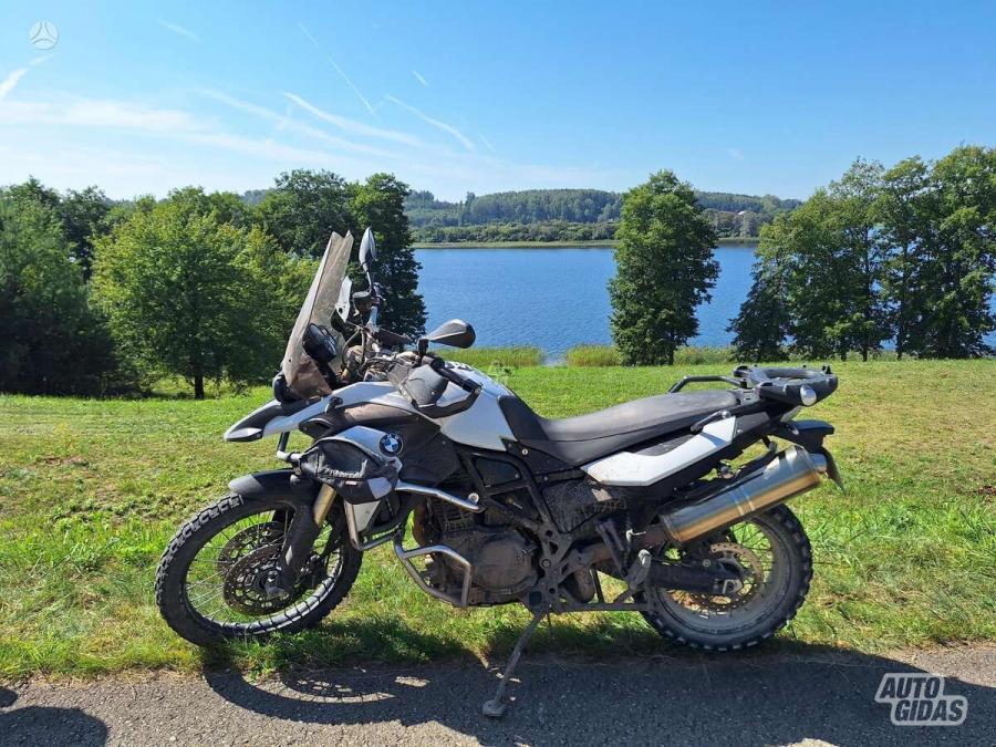White BMW F 850GS Adventure 2013 in Kaunas, with an engine capacity of 0.80 L and mileage of 113 thousand km for 5700 €, photo 3 on AUTOMOTO.COM.LV