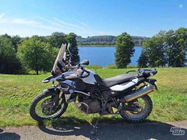 Белый БМВ F 850GS Adventure 2013 в Каунас, объемом двигателя 0.80 л и пробегом 113 тыс. км за 5700 €, фото 3 на AUTOMOTO.COM.LV