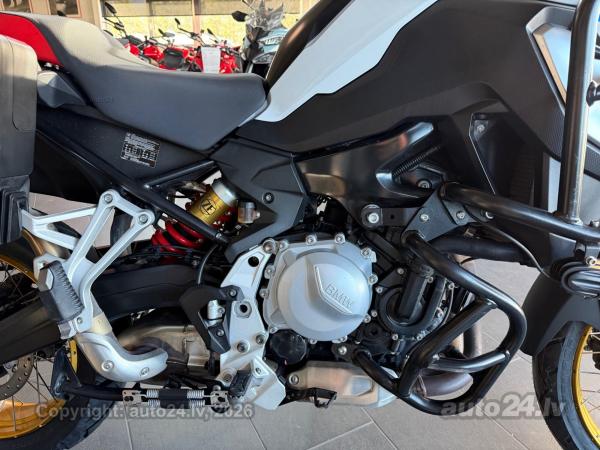 White BMW F 850GS Adventure 2018 in Tallinn, with an engine capacity of 0.85 L and mileage of 40 thousand km for 8490 €, photo 4 on AUTOMOTO.COM.LV