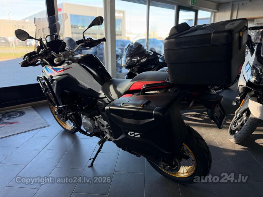 White BMW F 850GS Adventure 2018 in Tallinn, with an engine capacity of 0.85 L and mileage of 40 thousand km for 8490 €, photo 18 on AUTOMOTO.COM.LV