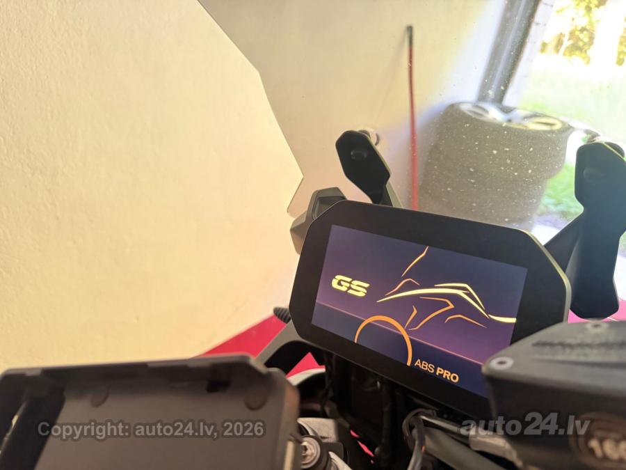 Balts BMW F 850GS Adventure 2018 Hāpsalu, ar dzinēja tilpumu 0.85 L un nobraukumu 68 tūkst. km par 8000 €, foto 15 vietnē AUTOMOTO.COM.LV